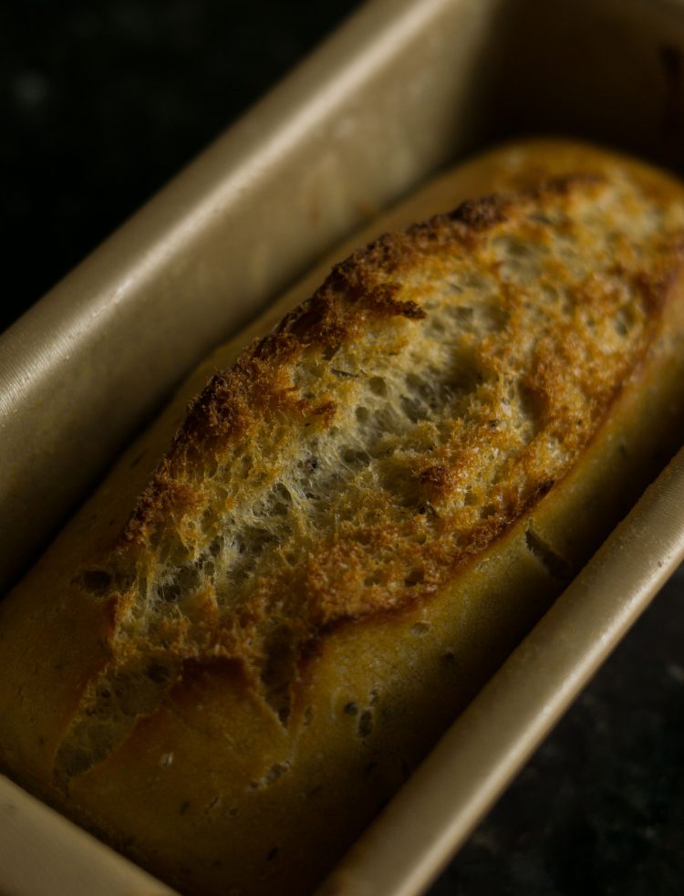 Pan casero a las finas hierbas – Mi Corazón de Arroz